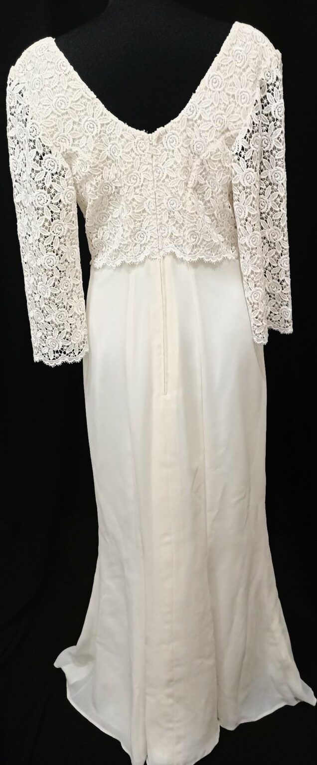 Rafflésie - Abila - Robes de mariée d'occasion à domicile - Dépôt vente